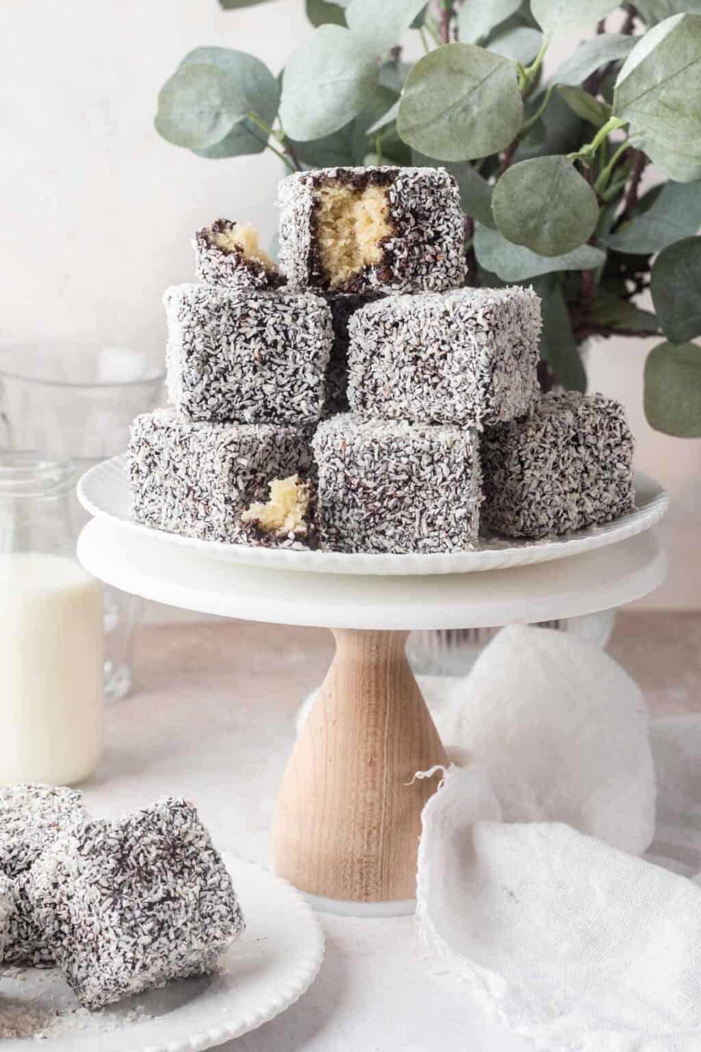 Classic Australian Lamingtons | Emma Duckworth Bakes