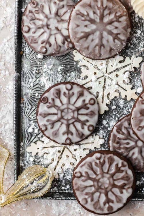 Chocolate Gingerbread Stamped Cookies | Emma Duckworth Bakes