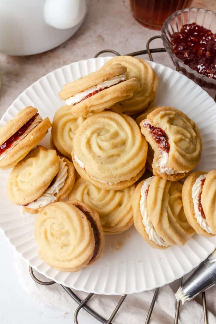 Simply Delicious Viennese Whirls | Emma Duckworth Bakes