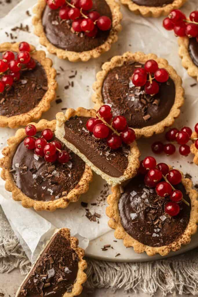 Easy Chocolate Mini Tarts | Emma Duckworth Bakes