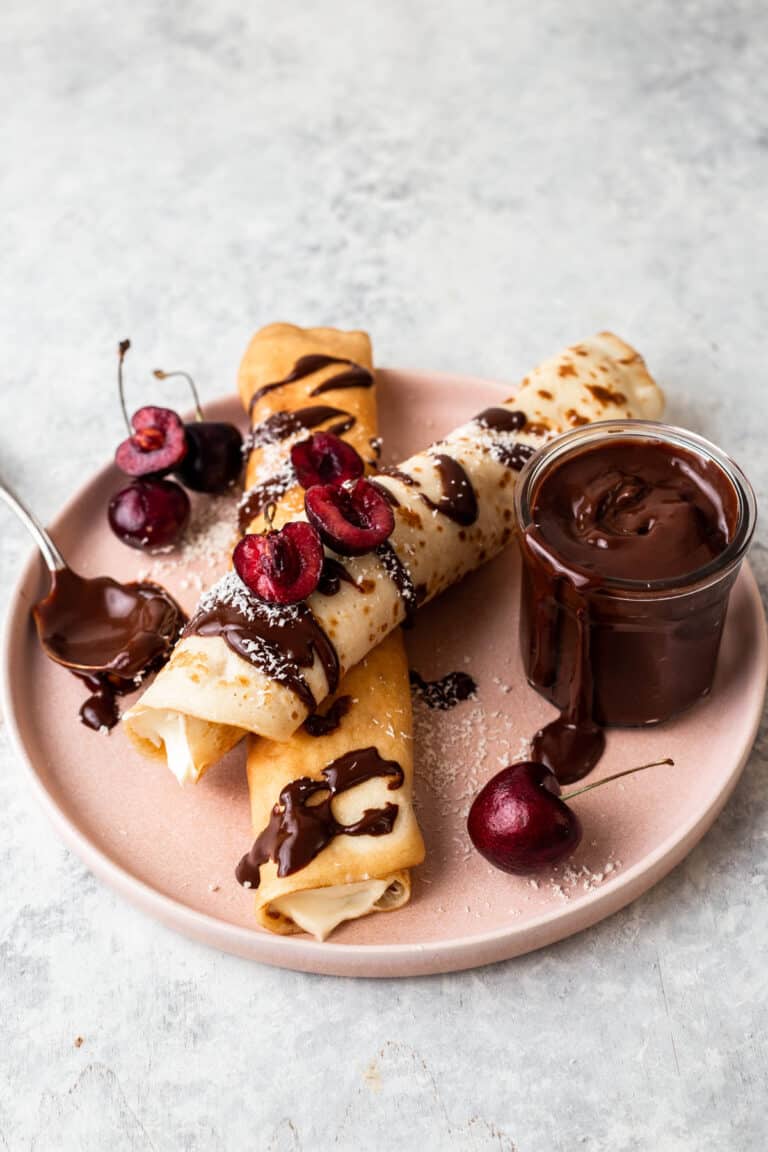 How to Fold Crêpes (8 Easy Ways) | Emma Duckworth Bakes